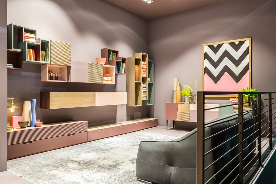 Devina nais | RESAIKOS