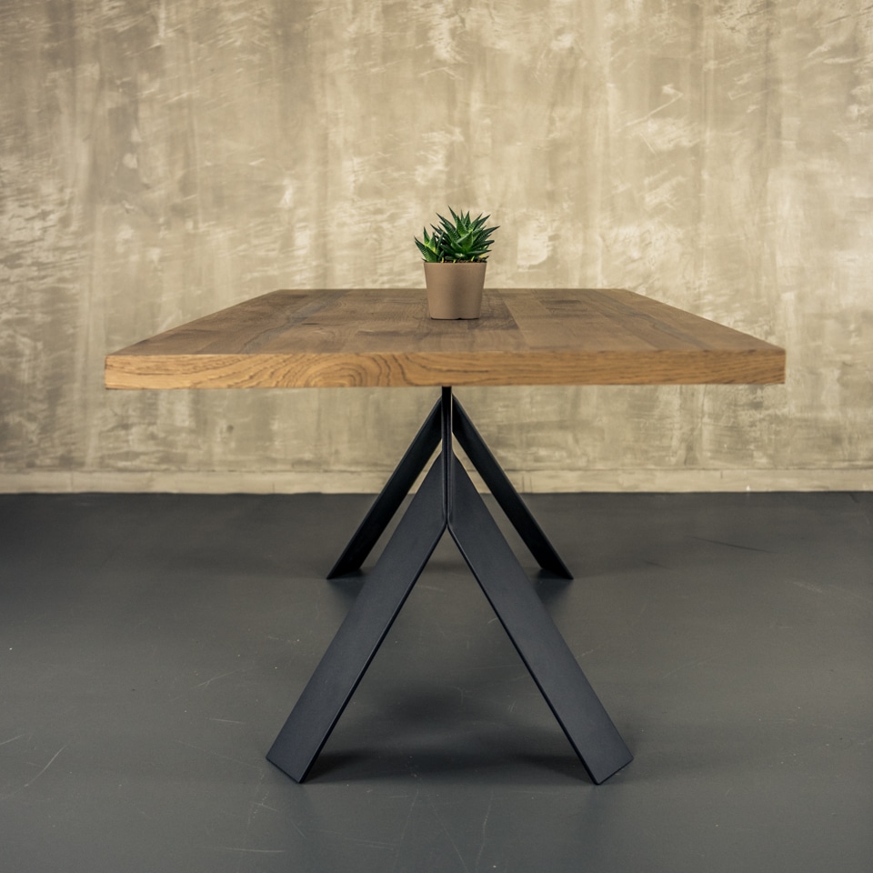 JOY TABLE | RESAIKOS