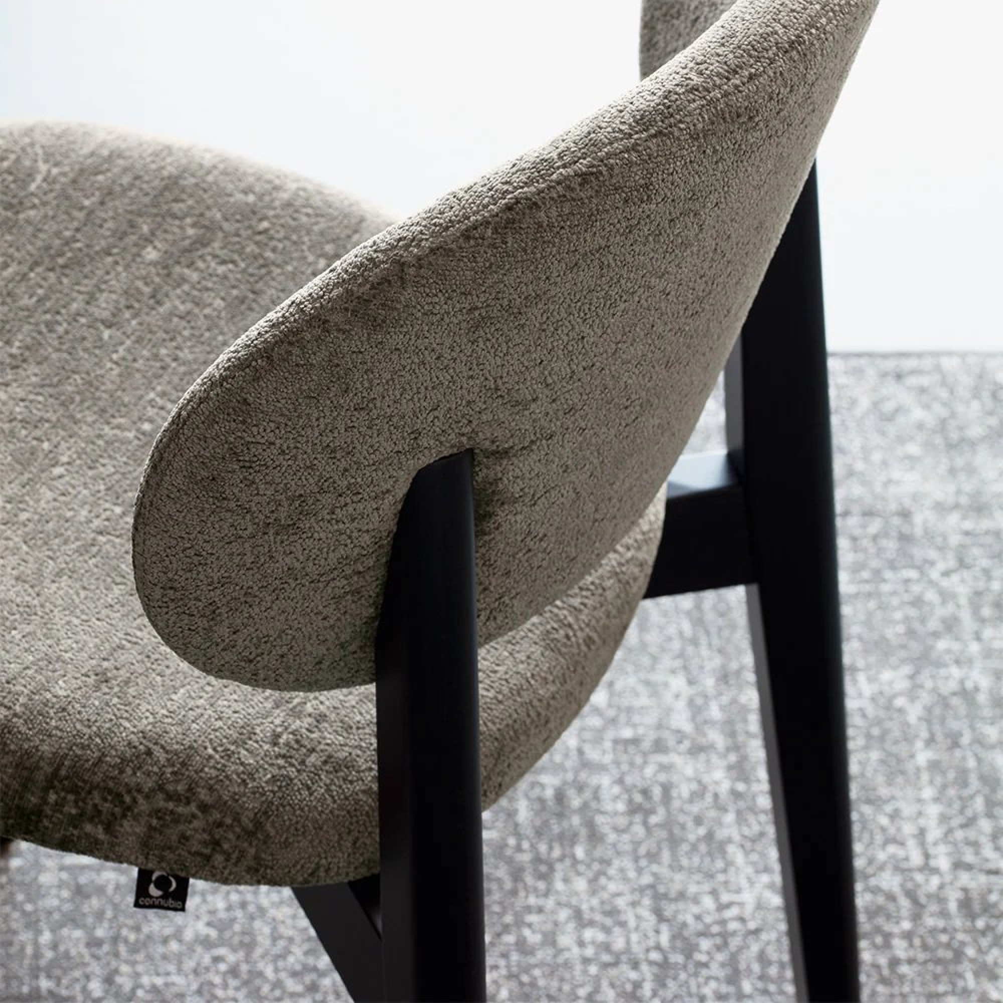 EIDE-B CHAIR | RESAIKOS